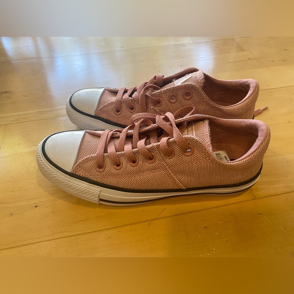 Converse | Shoes | Converse Chuck Taylor Allstar Womens Sneakers Shoes ...